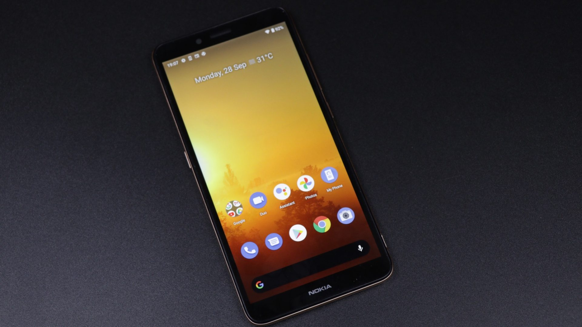 Nokia C3 Review: Reliable yet Affordable! | GizmoManiacs