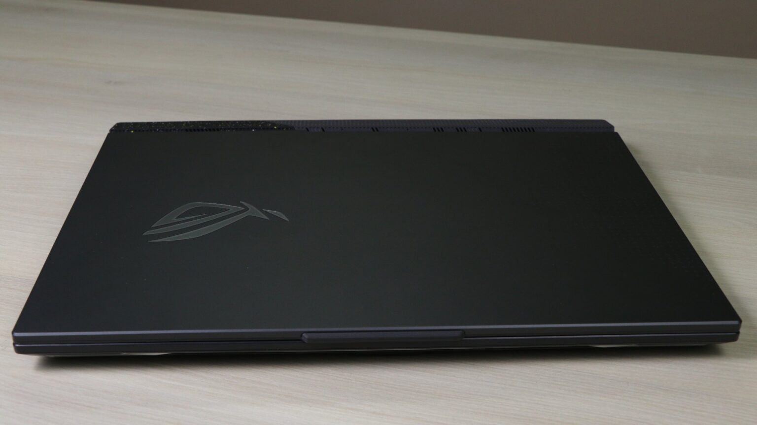 A New Gaming Legend: In-Depth Asus ROG Strix G17 (2023) Review ...